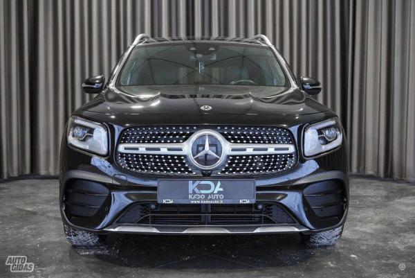 Black Mercedes-Benz GLB 220 2020 in Marijampole, with an engine capacity of 2.00 L and mileage of 211 thousand km for 28450 €, photo 3 on AUTOMOTO.COM.LV