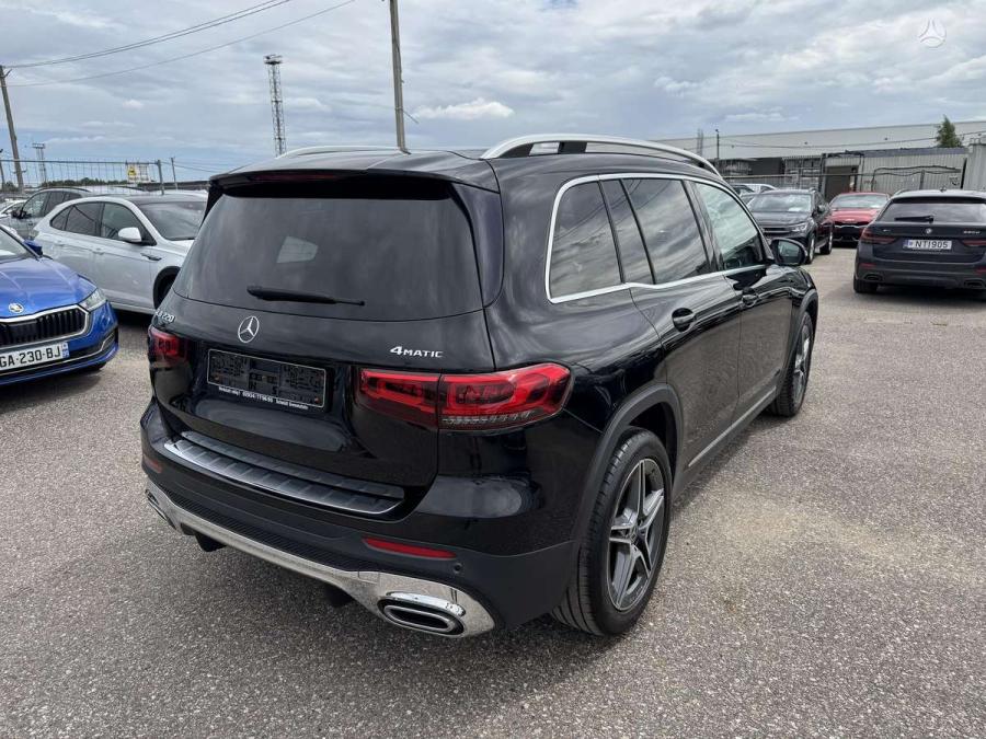 Black Mercedes-Benz GLB 220 2021 in Kaunas, with an engine capacity of 1.95 L and mileage of 208 thousand km for 26300 €, photo 6 on AUTOMOTO.COM.LV