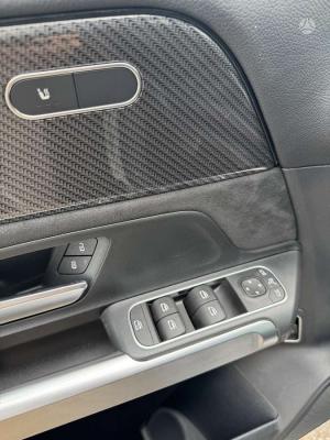 Black Mercedes-Benz GLB 220 2021 in Kaunas, with an engine capacity of 1.95 L and mileage of 208 thousand km for 26300 €, photo 8 on AUTOMOTO.COM.LV