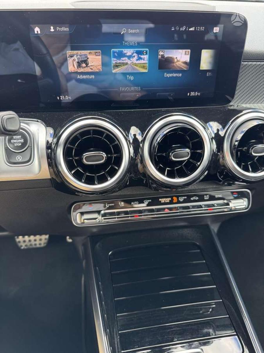 Black Mercedes-Benz GLB 220 2021 in Kaunas, with an engine capacity of 1.95 L and mileage of 208 thousand km for 26300 €, photo 17 on AUTOMOTO.COM.LV