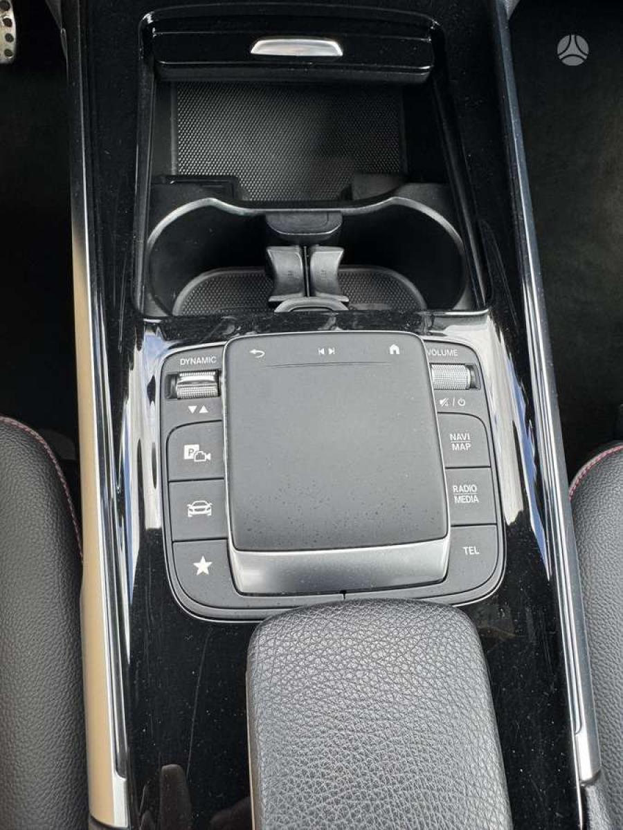 Black Mercedes-Benz GLB 220 2021 in Kaunas, with an engine capacity of 1.95 L and mileage of 208 thousand km for 26300 €, photo 19 on AUTOMOTO.COM.LV