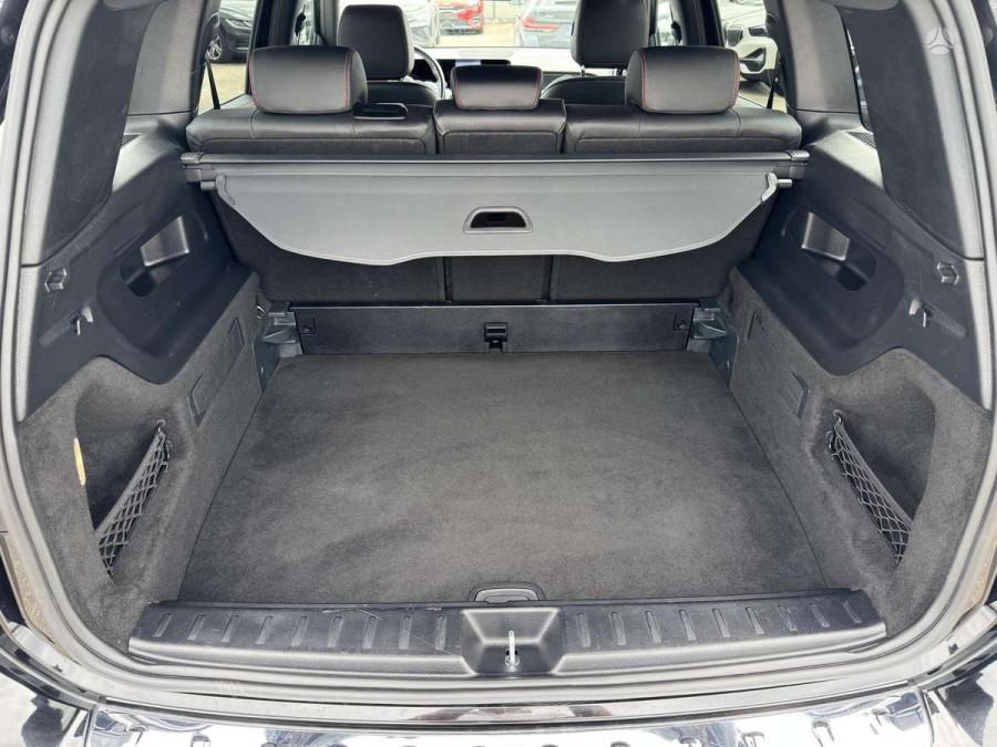 Black Mercedes-Benz GLB 220 2021 in Kaunas, with an engine capacity of 1.95 L and mileage of 208 thousand km for 26300 €, photo 23 on AUTOMOTO.COM.LV