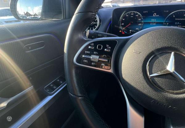 Black Mercedes-Benz GLB 220 2022 in Kretinga, with an engine capacity of 1.95 L and mileage of 231 thousand km for 22500 €, photo 11 on AUTOMOTO.COM.LV