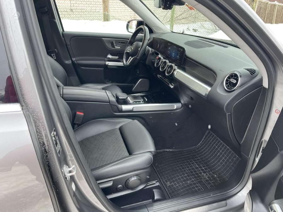 Pelēks Mercedes-Benz GLB 220 2021 Kėdainiai, ar dzinēja tilpumu 1.95 L un nobraukumu 120 tūkst. km par 23500 €, foto 24 vietnē AUTOMOTO.COM.LV