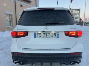 White Mercedes-Benz GLB 220 2020 in Ukmerge, with an engine capacity of 1.95 L and mileage of 211 thousand km for 21500 €, photo 6 on AUTOMOTO.COM.LV