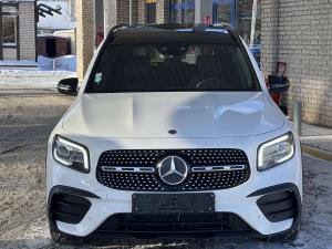 White Mercedes-Benz GLB 220 2020 in Ukmerge, with an engine capacity of 1.95 L and mileage of 211 thousand km for 22500 €, photo 4 on AUTOMOTO.COM.LV