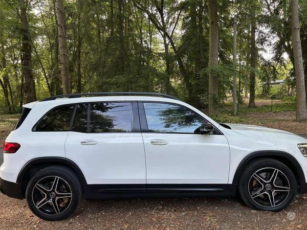 Balts Mercedes-Benz GLB 220 2020 Tauragė, ar dzinēja tilpumu 1.95 L un nobraukumu 240 tūkst. km par 17900 €, foto 9 vietnē AUTOMOTO.COM.LV