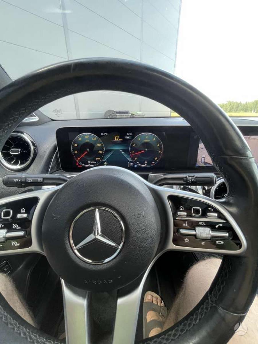 Черный Мерседес GLB 250 2020 в Шяуляй, объемом двигателя 1.99 л и пробегом 139 тыс. км за 28300 €, фото 20 на AUTOMOTO.COM.LV