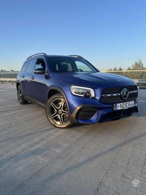 Blue Mercedes-Benz GLB 250 2020 in Vilnius, with an engine capacity of 1.99 L and mileage of 49 thousand km for 31500 €, photo  on AUTOMOTO.COM.LV
