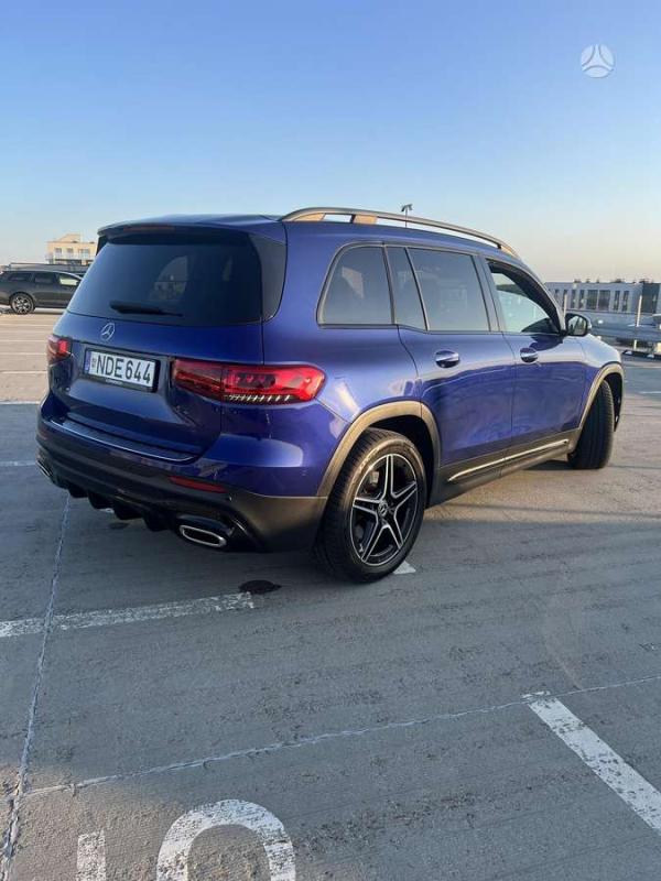 Blue Mercedes-Benz GLB 250 2020 in Vilnius, with an engine capacity of 1.99 L and mileage of 49 thousand km for 31500 €, photo 3 on AUTOMOTO.COM.LV
