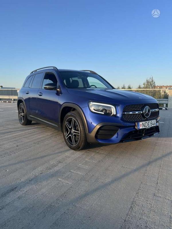 Blue Mercedes-Benz GLB 250 2020 in Vilnius, with an engine capacity of 1.99 L and mileage of 49 thousand km for 31500 €, photo 8 on AUTOMOTO.COM.LV