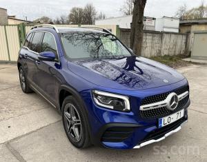 Blue Mercedes-Benz GLB 250 2021 in Riga, with an engine capacity of 2.00 L and mileage of 76 thousand km for 32900 €, photo 4 on AUTOMOTO.COM.LV