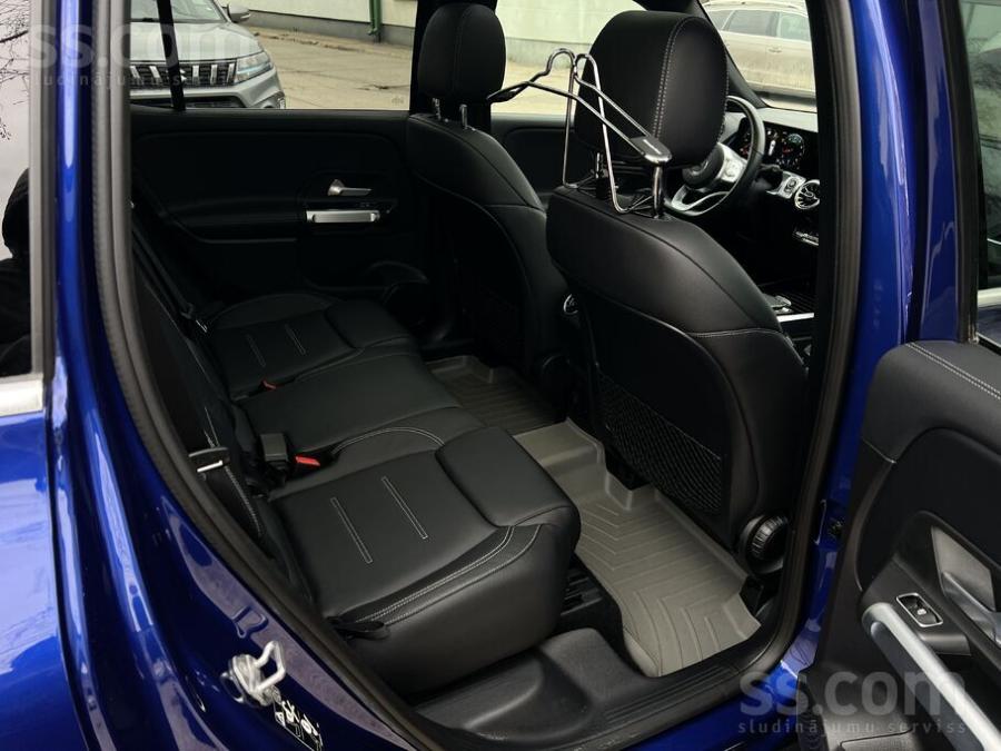 Blue Mercedes-Benz GLB 250 2021 in Riga, with an engine capacity of 2.00 L and mileage of 76 thousand km for 32900 €, photo 12 on AUTOMOTO.COM.LV
