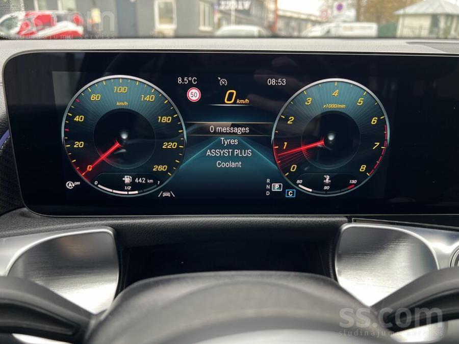 Blue Mercedes-Benz GLB 250 2021 in Riga, with an engine capacity of 2.00 L and mileage of 76 thousand km for 32900 €, photo 15 on AUTOMOTO.COM.LV