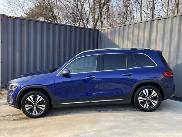 Zils Mercedes-Benz GLB 250 2023 Viļņa, ar dzinēja tilpumu 1.99 L un nobraukumu 74 tūkst. km par 34900 €, foto 2 vietnē AUTOMOTO.COM.LV