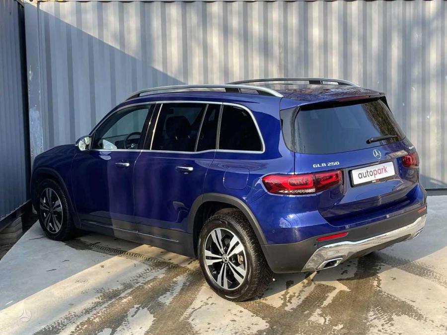 Zils Mercedes-Benz GLB 250 2023 Viļņa, ar dzinēja tilpumu 1.99 L un nobraukumu 74 tūkst. km par 34900 €, foto 7 vietnē AUTOMOTO.COM.LV