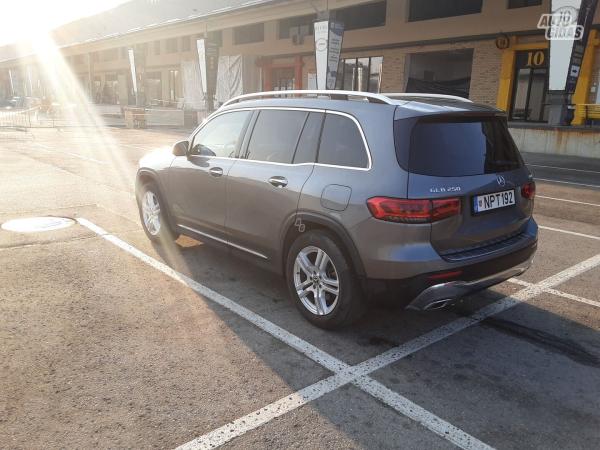 Mercedes-Benz GLB 250 2020 Kauņa, ar dzinēja tilpumu 2.00 L un nobraukumu 39 tūkst. km par 31999 €, foto 4 vietnē AUTOMOTO.COM.LV