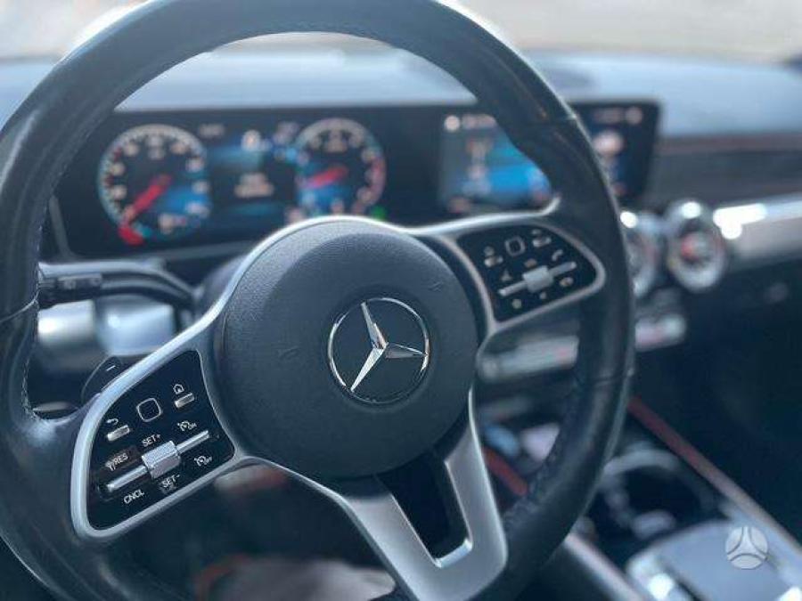 Grey Mercedes-Benz GLB 250 2025 in Vilnius, with an engine capacity of 1.99 L and mileage of 83 thousand km for 27500 €, photo 9 on AUTOMOTO.COM.LV