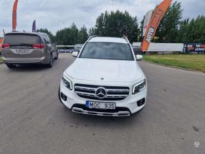 Белый Мерседес GLB 250 2020 в Каунас, объемом двигателя 1.99 л и пробегом 94 тыс. км за 23990 €, фото 3 на AUTOMOTO.COM.LV