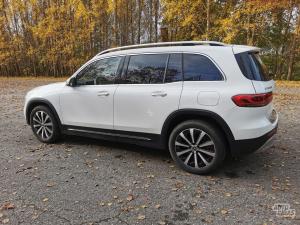 Balts Mercedes-Benz GLB 250 2023 Plungė, ar dzinēja tilpumu 2.00 L un nobraukumu 31 tūkst. km par 31750 €, foto 6 vietnē AUTOMOTO.COM.LV