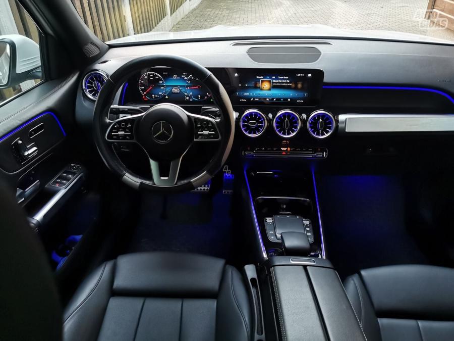 Balts Mercedes-Benz GLB 250 2023 Plungė, ar dzinēja tilpumu 2.00 L un nobraukumu 31 tūkst. km par 31750 €, foto 14 vietnē AUTOMOTO.COM.LV