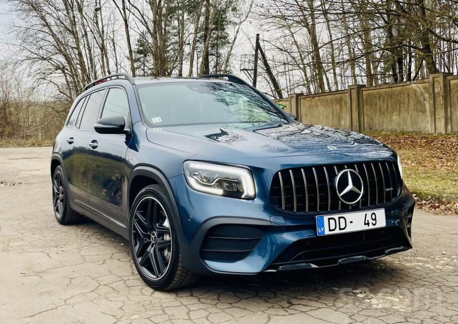 Zils Mercedes-Benz GLB 35 AMG 2020 Rīga, ar dzinēja tilpumu 2.00 L un nobraukumu 133 tūkst. km par 39000 €, foto 4 vietnē AUTOMOTO.COM.LV