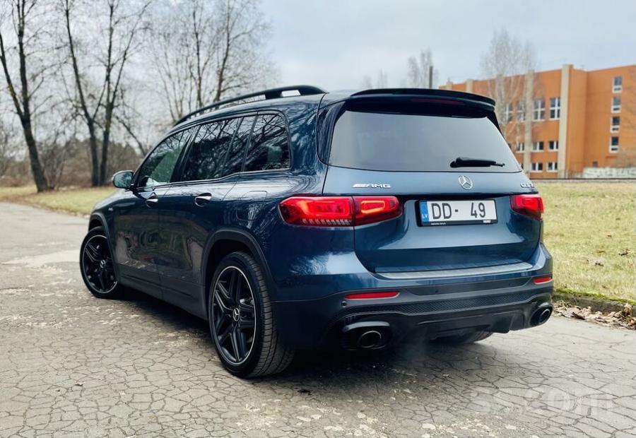Zils Mercedes-Benz GLB 35 AMG 2020 Rīga, ar dzinēja tilpumu 2.00 L un nobraukumu 133 tūkst. km par 39000 €, foto 13 vietnē AUTOMOTO.COM.LV