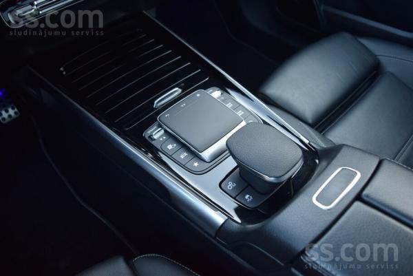 Синий Мерседес GLB 35 AMG 2022 в Рига, объемом двигателя 2.00 л и пробегом 65 тыс. км за 34900 €, фото 5 на AUTOMOTO.COM.LV
