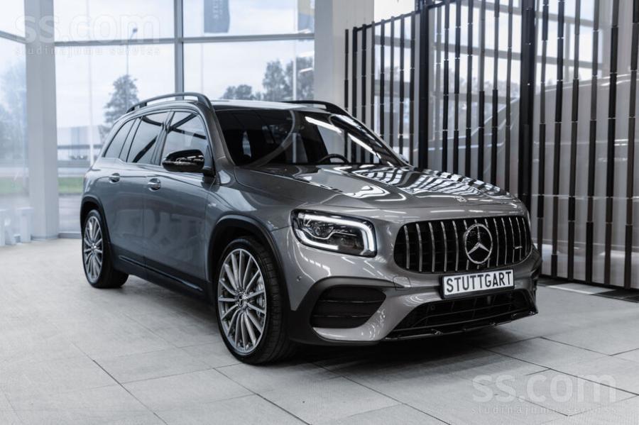 Серый Мерседес GLB 35 AMG 2021 в Рига, объемом двигателя 2.00 л и пробегом 61 тыс. км за 43000 €, фото 1 на AUTOMOTO.COM.LV