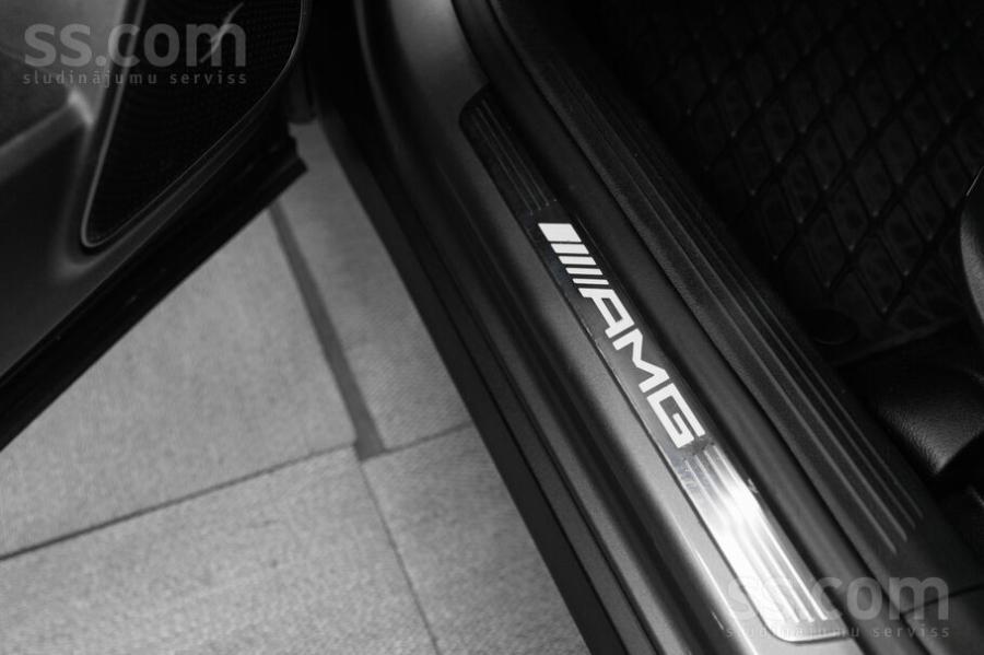 Серый Мерседес GLB 35 AMG 2021 в Рига, объемом двигателя 2.00 л и пробегом 61 тыс. км за 43000 €, фото 17 на AUTOMOTO.COM.LV