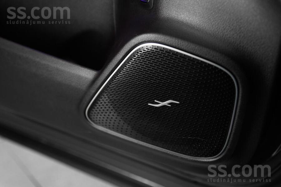 Серый Мерседес GLB 35 AMG 2021 в Рига, объемом двигателя 2.00 л и пробегом 61 тыс. км за 43000 €, фото 19 на AUTOMOTO.COM.LV