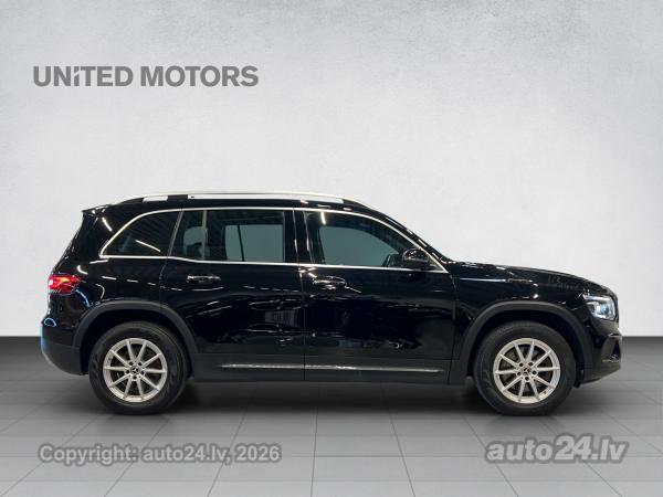 Melns Mercedes-Benz GLB-Class 2021 Tallina, ar dzinēja tilpumu 2.00 L un nobraukumu 132 tūkst. km par 24900 €, foto 7 vietnē AUTOMOTO.COM.LV