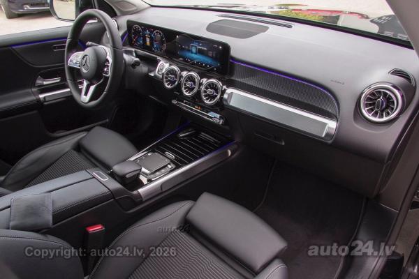 Melns Mercedes-Benz GLB-Class 2021 Tallina, ar dzinēja tilpumu 1.30 L un nobraukumu 33 tūkst. km par 35500 €, foto 4 vietnē AUTOMOTO.COM.LV