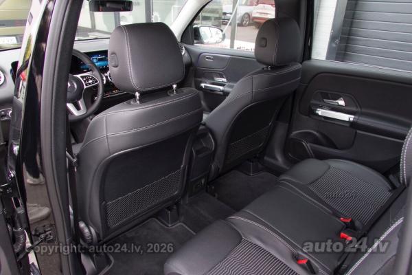 Melns Mercedes-Benz GLB-Class 2021 Tallina, ar dzinēja tilpumu 1.30 L un nobraukumu 33 tūkst. km par 35500 €, foto 9 vietnē AUTOMOTO.COM.LV