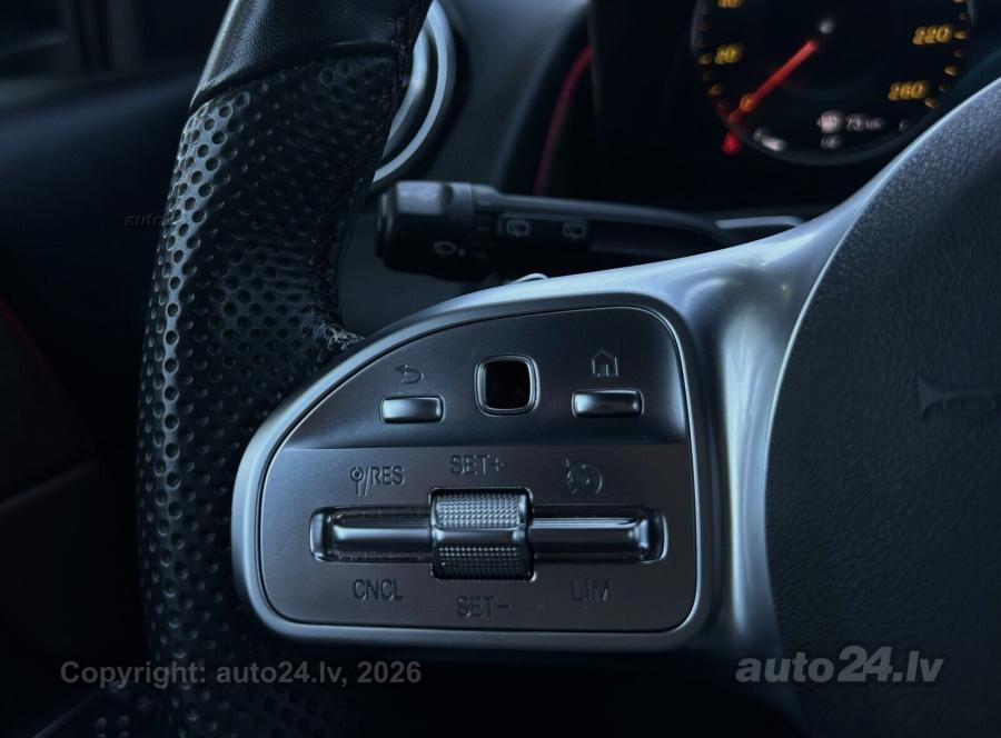 Melns Mercedes-Benz GLB-Class 2024 Rīga, ar dzinēja tilpumu 2.00 L un nobraukumu 63 tūkst. km par 48150 €, foto 9 vietnē AUTOMOTO.COM.LV
