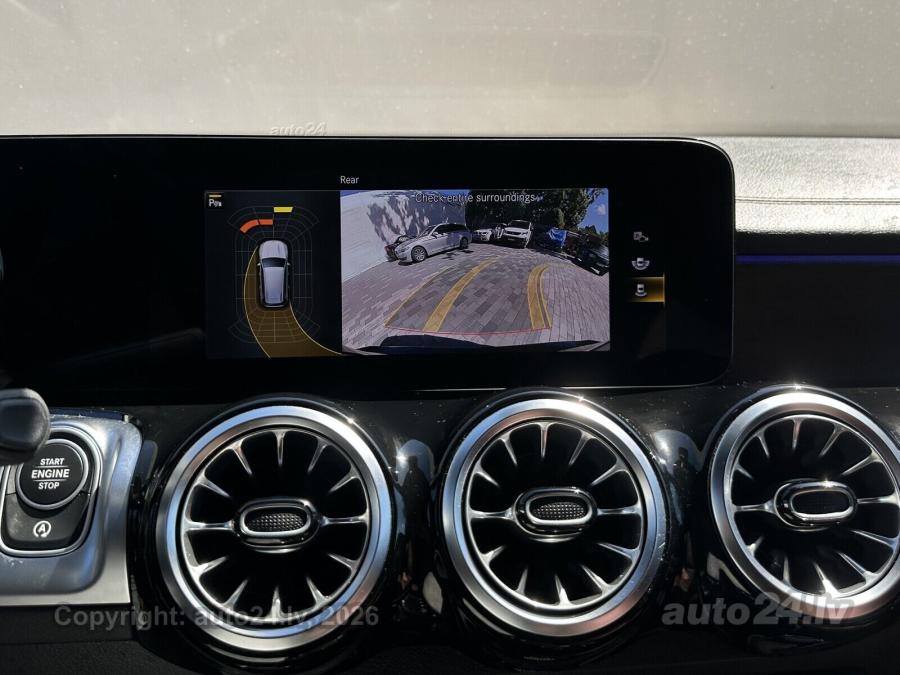 Melns Mercedes-Benz GLB-Class 2024 Rīga, ar dzinēja tilpumu 2.00 L un nobraukumu 63 tūkst. km par 48150 €, foto 13 vietnē AUTOMOTO.COM.LV