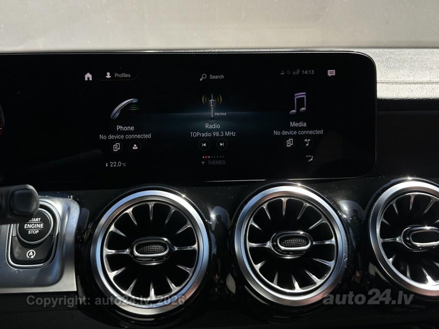 Melns Mercedes-Benz GLB-Class 2024 Rīga, ar dzinēja tilpumu 2.00 L un nobraukumu 63 tūkst. km par 48150 €, foto 14 vietnē AUTOMOTO.COM.LV