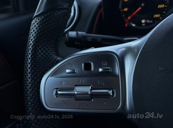 Melns Mercedes-Benz GLB-Class 2024 Rīga, ar dzinēja tilpumu 2.00 L un nobraukumu 63 tūkst. km par 48150 €, foto 9 vietnē AUTOMOTO.COM.LV