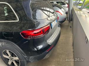 Black Mercedes-Benz GLB-Class 2020 in Tallinn, with an engine capacity of 2.00 L and mileage of 192 thousand km for 21500 €, photo 5 on AUTOMOTO.COM.LV