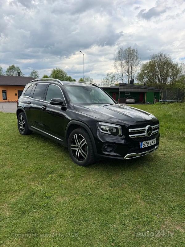 Black Mercedes-Benz GLB-Class 2020 in Tallinn, with an engine capacity of 2.00 L and mileage of 74 thousand km for 26900 €, photo 2 on AUTOMOTO.COM.LV
