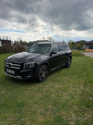 Melns Mercedes-Benz GLB-Class 2020 Tallina, ar dzinēja tilpumu 2.00 L un nobraukumu 74 tūkst. km par 26900 €, foto 4 vietnē AUTOMOTO.COM.LV