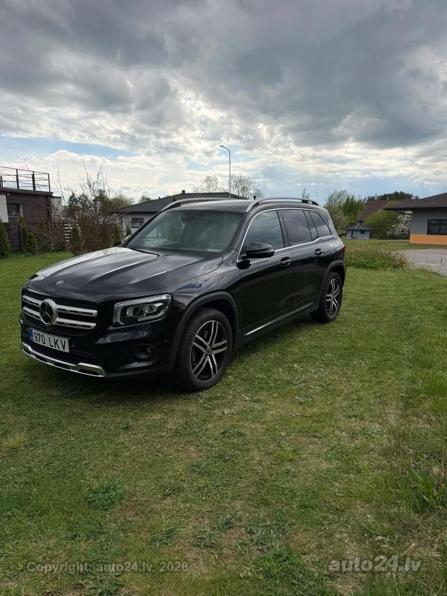 Melns Mercedes-Benz GLB-Class 2020 Tallina, ar dzinēja tilpumu 2.00 L un nobraukumu 74 tūkst. km par 26900 €, foto 4 vietnē AUTOMOTO.COM.LV