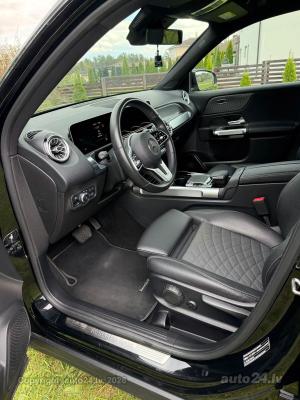 Melns Mercedes-Benz GLB-Class 2020 Tallina, ar dzinēja tilpumu 2.00 L un nobraukumu 74 tūkst. km par 26900 €, foto 8 vietnē AUTOMOTO.COM.LV