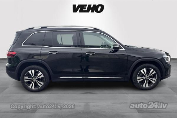 Melns Mercedes-Benz GLB-Class 2021 Pērnava, ar dzinēja tilpumu 1.30 L un nobraukumu 77 tūkst. km par 27500 €, foto 2 vietnē AUTOMOTO.COM.LV