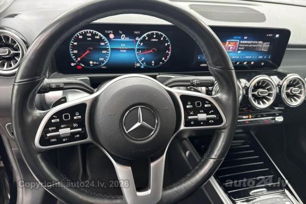 Melns Mercedes-Benz GLB-Class 2021 Pērnava, ar dzinēja tilpumu 1.30 L un nobraukumu 77 tūkst. km par 27500 €, foto 8 vietnē AUTOMOTO.COM.LV