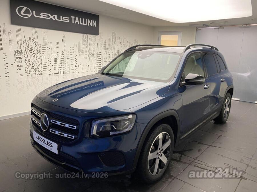Zils Mercedes-Benz GLB-Class 2021 Tallina, ar dzinēja tilpumu 2.00 L un nobraukumu 53 tūkst. km par 33900 €, foto 1 vietnē AUTOMOTO.COM.LV