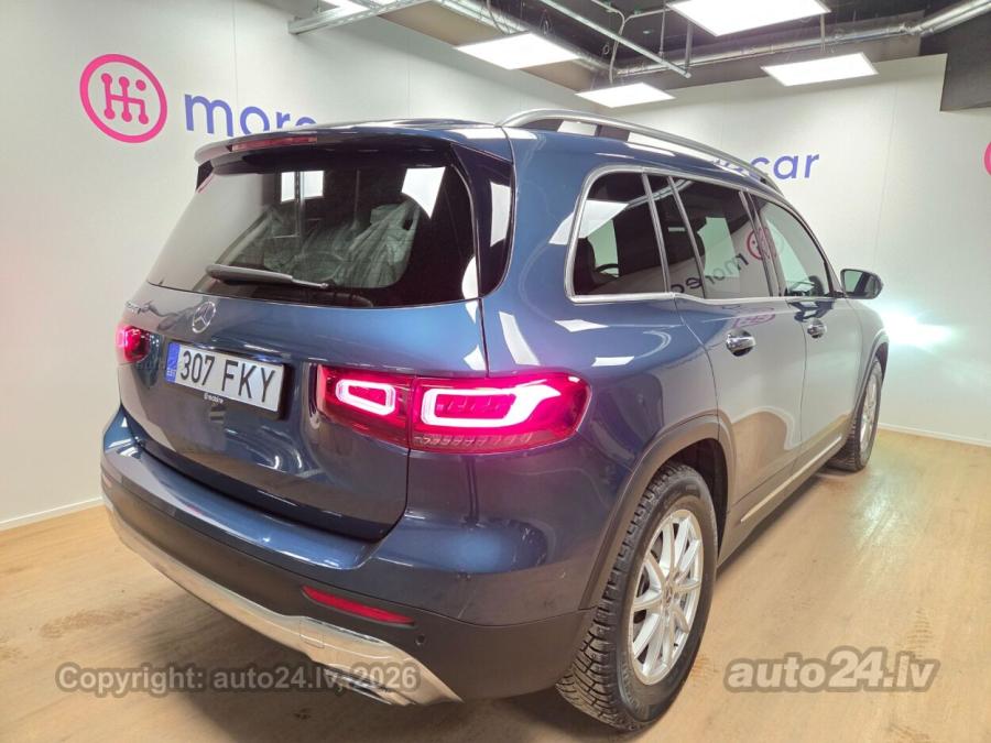 Zils Mercedes-Benz GLB-Class 2021 Tallina, ar dzinēja tilpumu 2.00 L un nobraukumu 84 tūkst. km par 25900 €, foto 6 vietnē AUTOMOTO.COM.LV