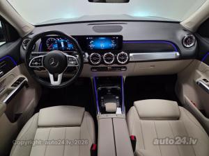 Zils Mercedes-Benz GLB-Class 2021 Tallina, ar dzinēja tilpumu 2.00 L un nobraukumu 84 tūkst. km par 25900 €, foto 7 vietnē AUTOMOTO.COM.LV