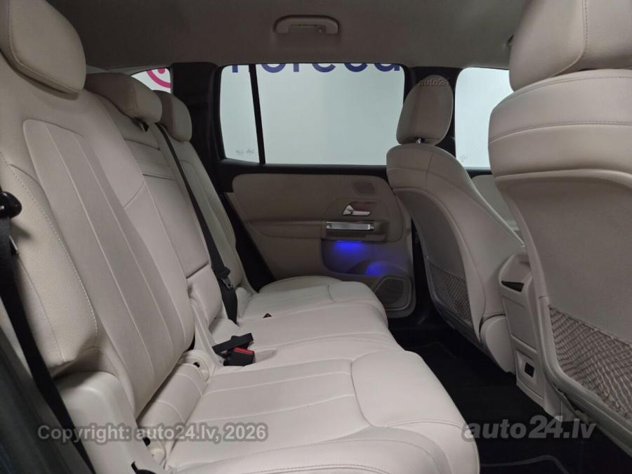 Zils Mercedes-Benz GLB-Class 2021 Tallina, ar dzinēja tilpumu 2.00 L un nobraukumu 84 tūkst. km par 25900 €, foto 20 vietnē AUTOMOTO.COM.LV
