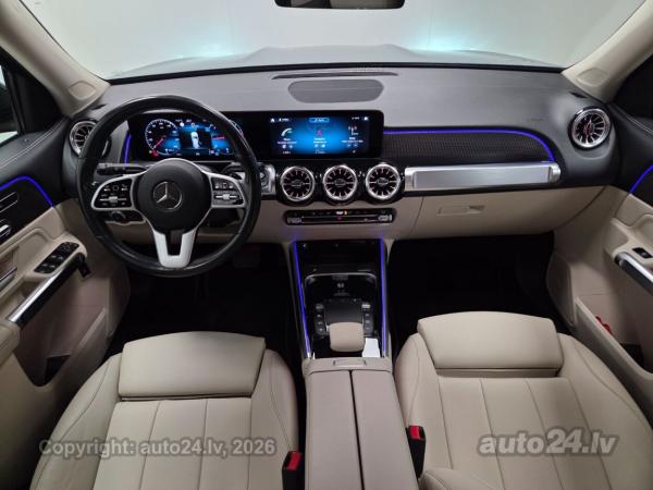 Zils Mercedes-Benz GLB-Class 2021 Tallina, ar dzinēja tilpumu 2.00 L un nobraukumu 84 tūkst. km par 25900 €, foto 7 vietnē AUTOMOTO.COM.LV